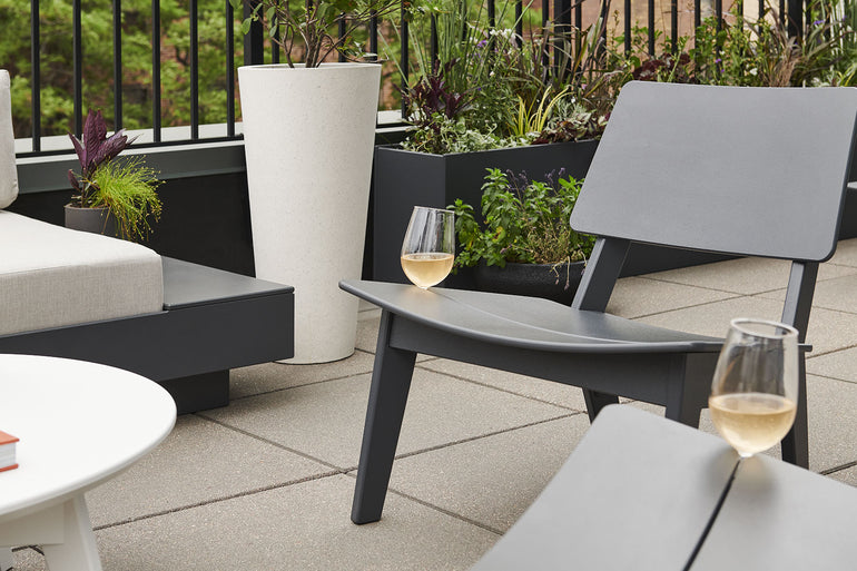 Modern Patio Lounge Chair Made in U.S.A. – Loll Designs