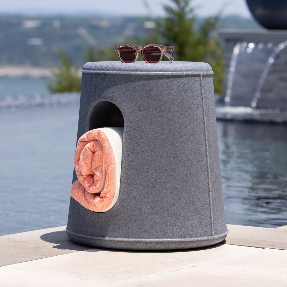 Dewey Stool – Loll Designs